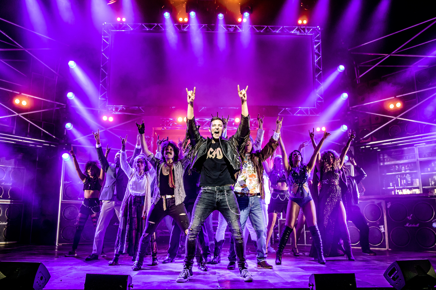 Review: Rock of Ages at the Orchard Theatre – Theatre Things